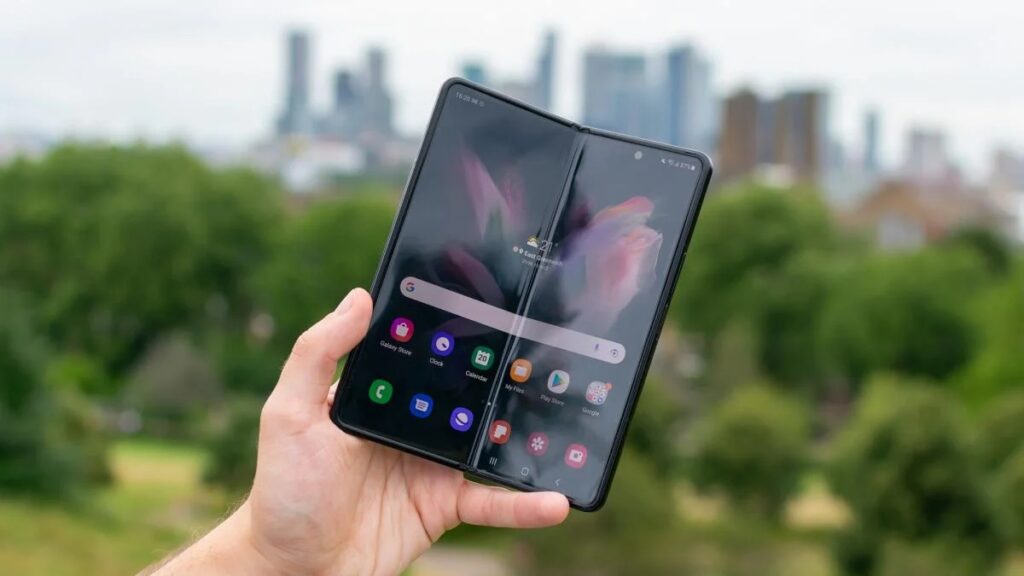 Samsung Galaxy Z Fold 6 Could Arrive With Less Display Crease